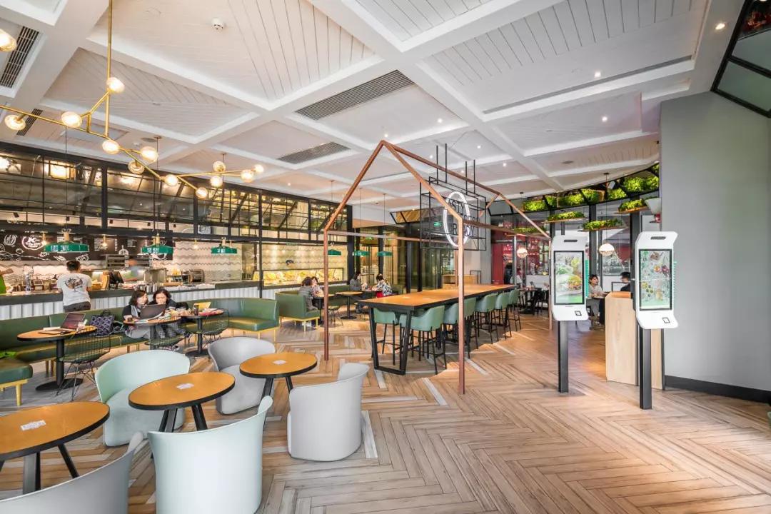 KFC全新“网绿”餐厅，你去过了吗？_凤凰网