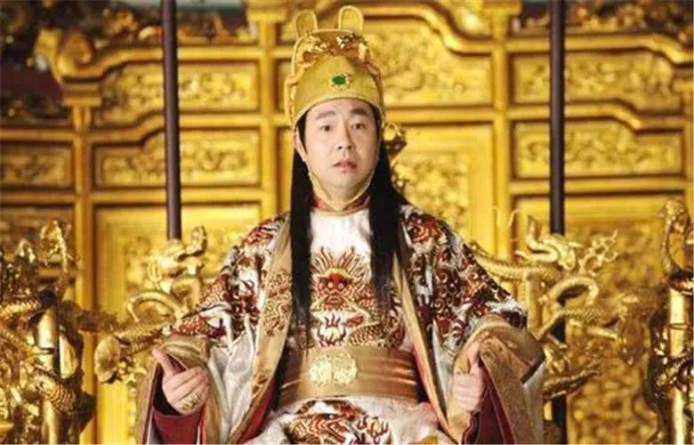 古代皇帝赏的黄金万两相当于现在多少钱？网友：皇帝套路好深_凤凰网