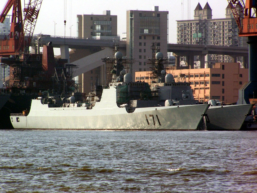 舰闻杂谈：首次拥有远程打击和区域防空能力的052B型_凤凰网军事_凤凰网