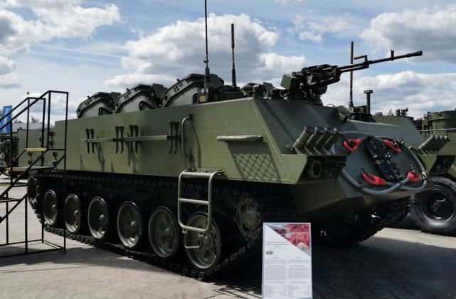 你没见过的T-90全新版本，UMZ-G装甲布雷车公开，自动化水平奇高_凤凰网