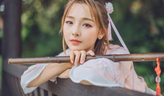 约会中，女生希望你吻她，会有这三点表现凤凰网