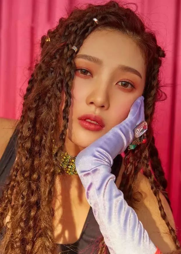 Red Velvet 回归造型夸张遭热议！好一个五彩缤纷的水果拼盘！人类已经无法阻止韩国Cody的魔改之手了！_凤凰网