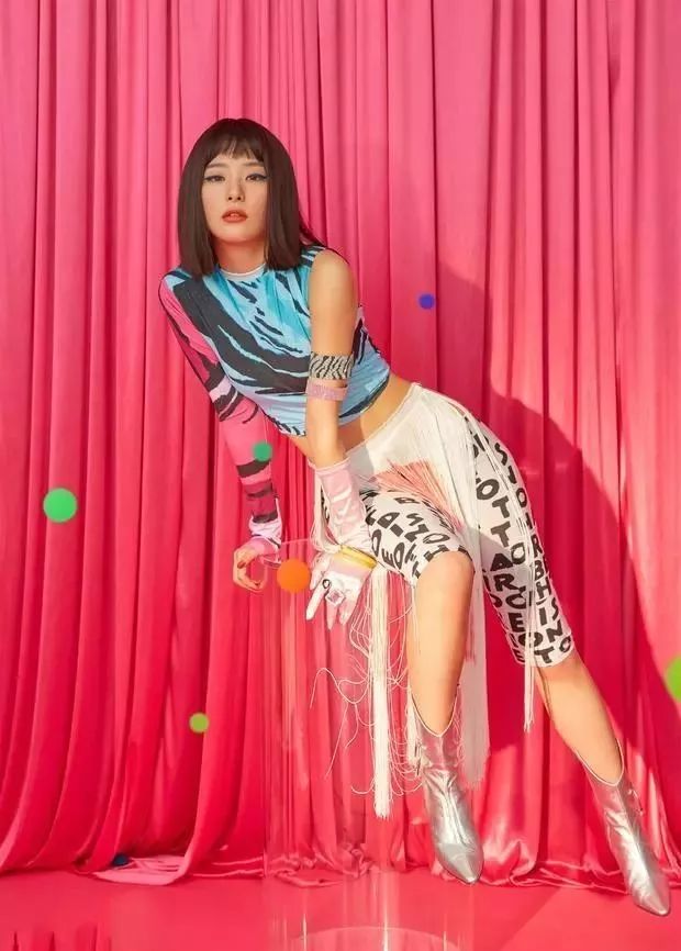 Red Velvet 回归造型夸张遭热议！好一个五彩缤纷的水果拼盘！人类已经无法阻止韩国Cody的魔改之手了！_凤凰网