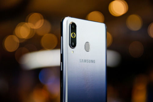 仅售2799元：三星Galaxy A8s掀起中端手机用户新体验_凤凰网科技_凤凰网