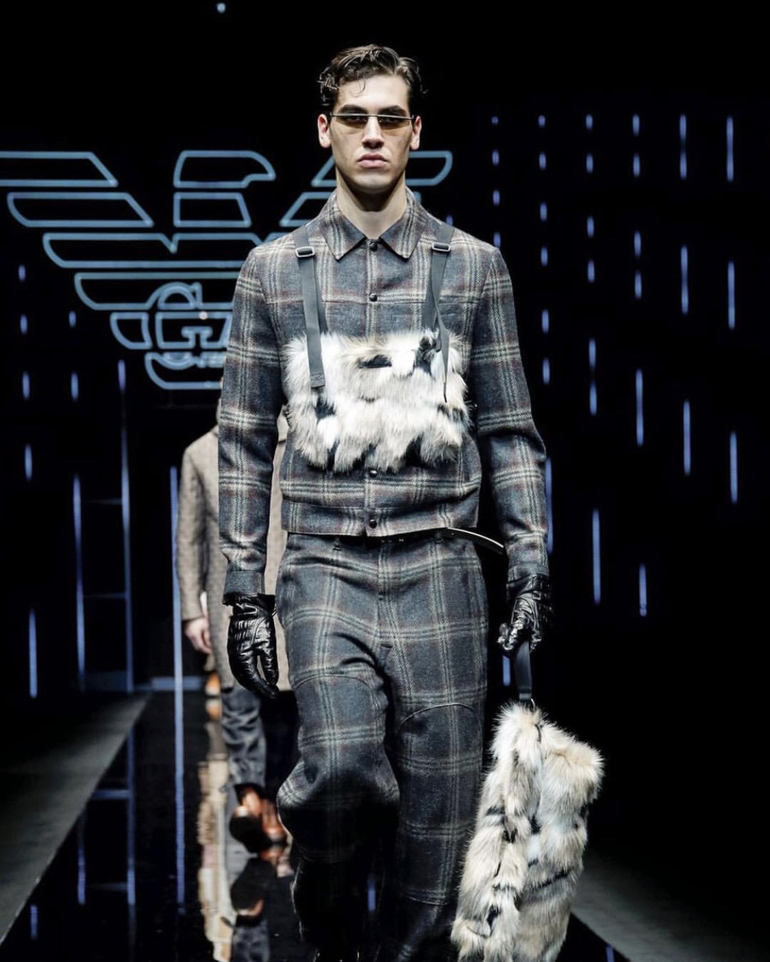 20岁成为男模中的炸子鸡也是位性感的大男孩——Marco Bellotti_凤凰网