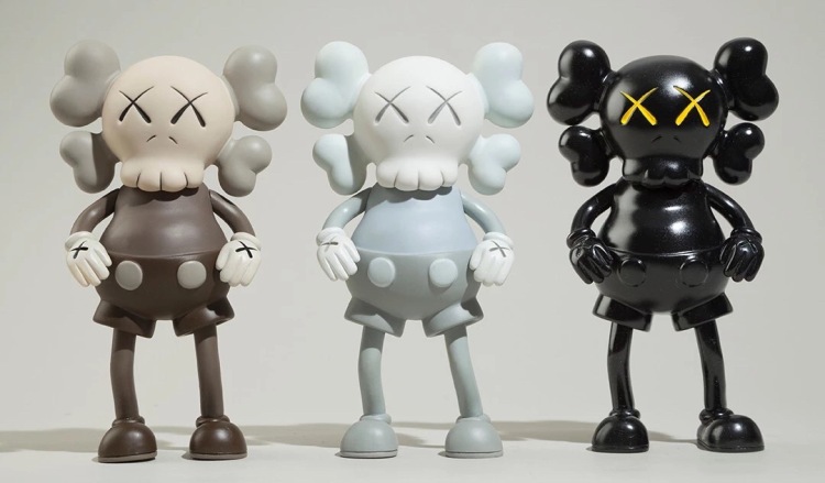 99块买KAWS确实赚了_凤凰网房产_凤凰网